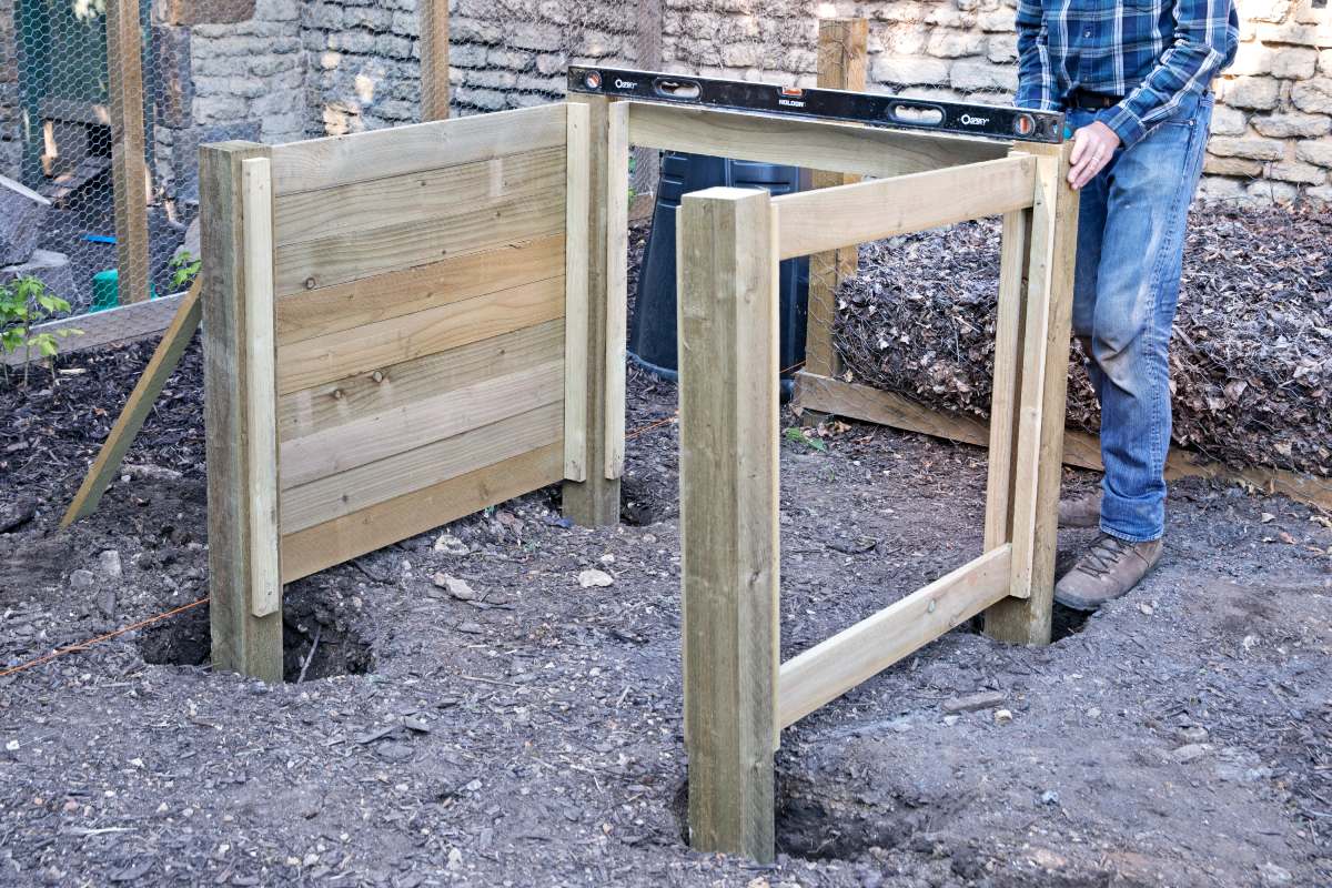 Zelf een compostbak maken in 12 stappen - Gardeners World